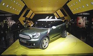 Two-door MINI crossover coming up | CarSifu