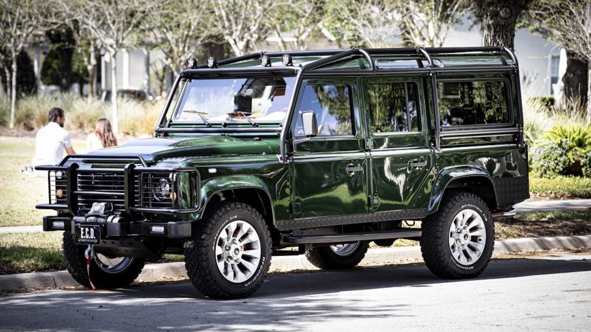 News: Land Rover Defender gets V8 muscle from US tuner | CarSifu