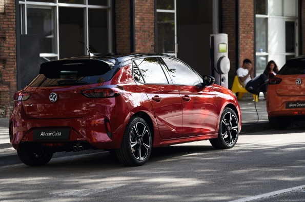News: Orders open for all-new Vauxhall Corsa-e and Corsa in UK | CarSifu