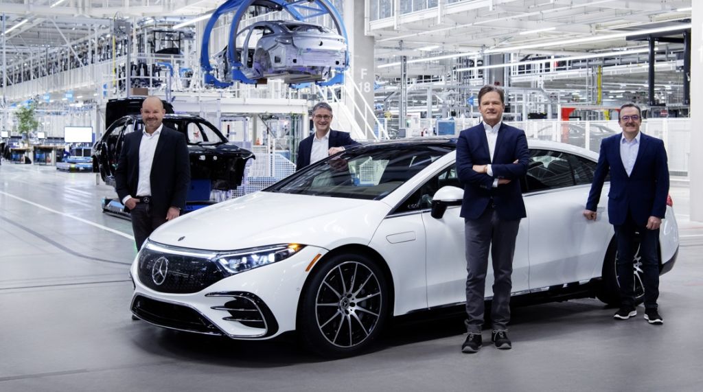 News: Mercedes start production of electric EQS at Factory 56 | CarSifu