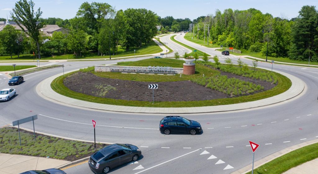 News: Roundabouts: They're more eco-friendly than traffic lights and ...