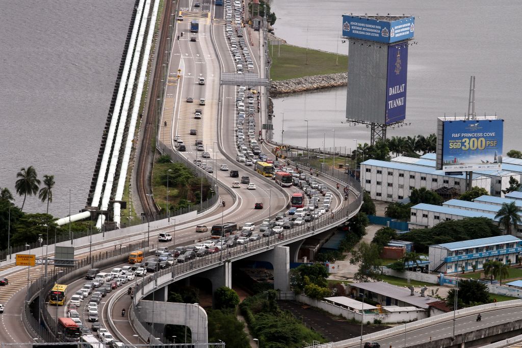 News: Johor Causeway to open 18 hours daily from Nov 29 to ease cross ...
