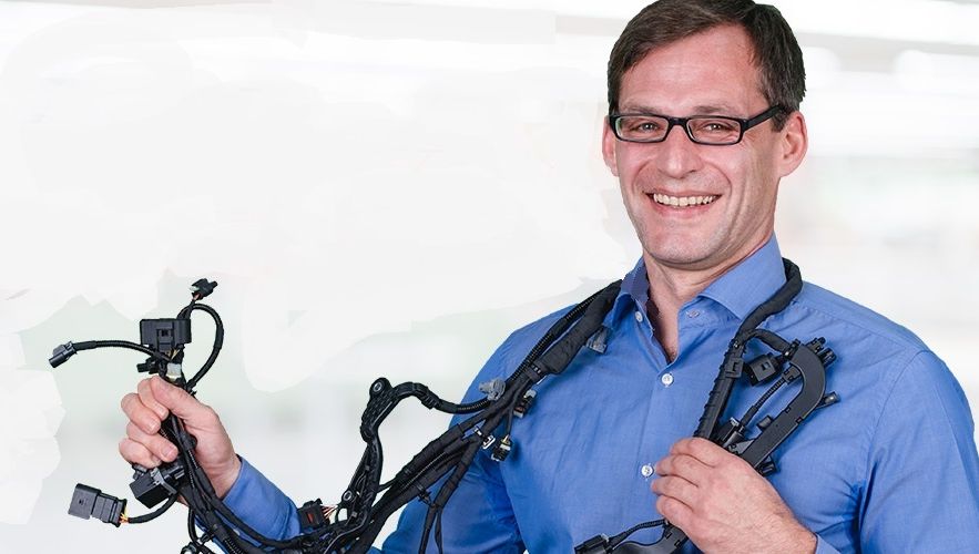 News: Europe's carmakers scramble to replace Ukrainian auto parts | CarSifu