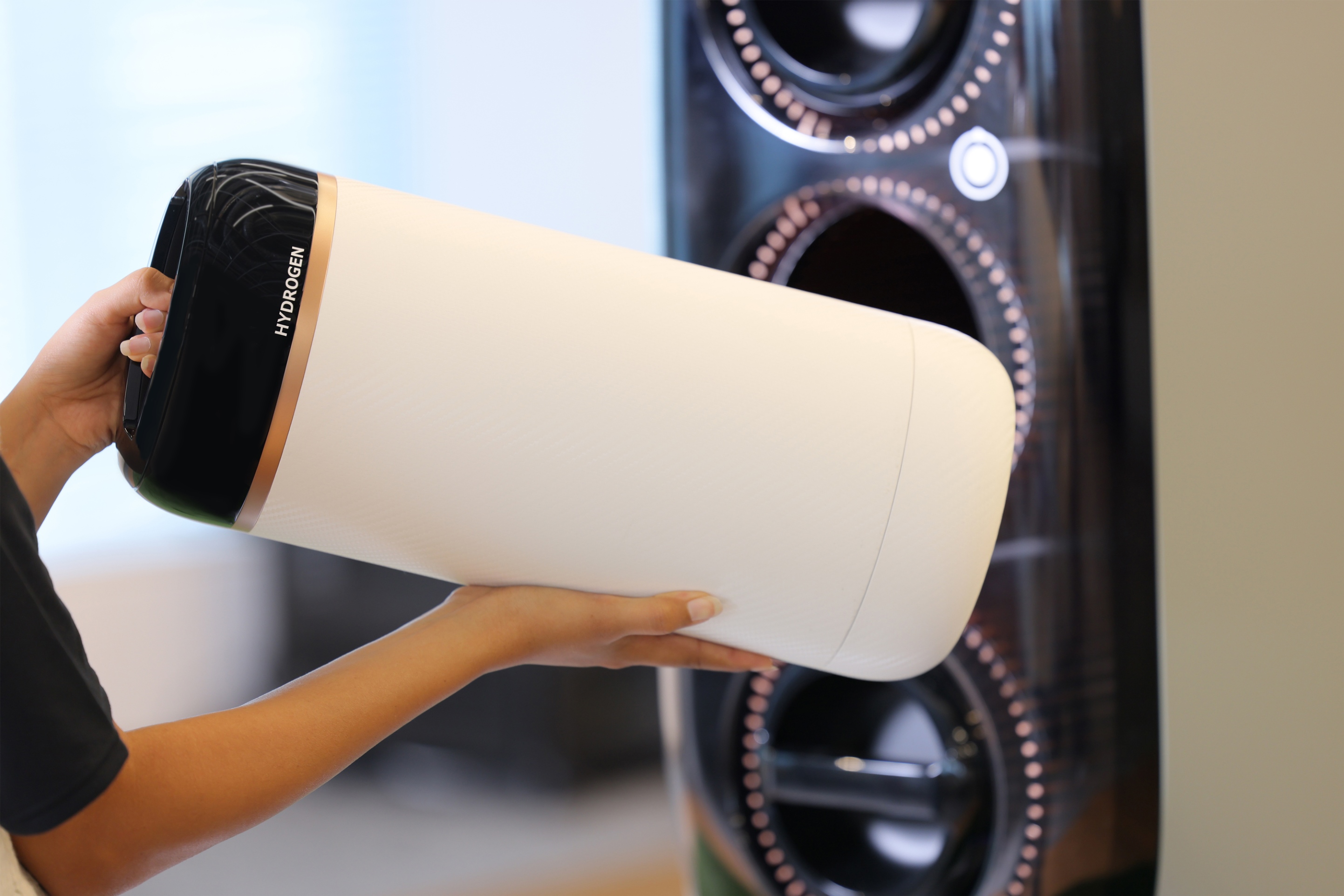 News: From cars to homes, these portable hydrogen cartridges could ...