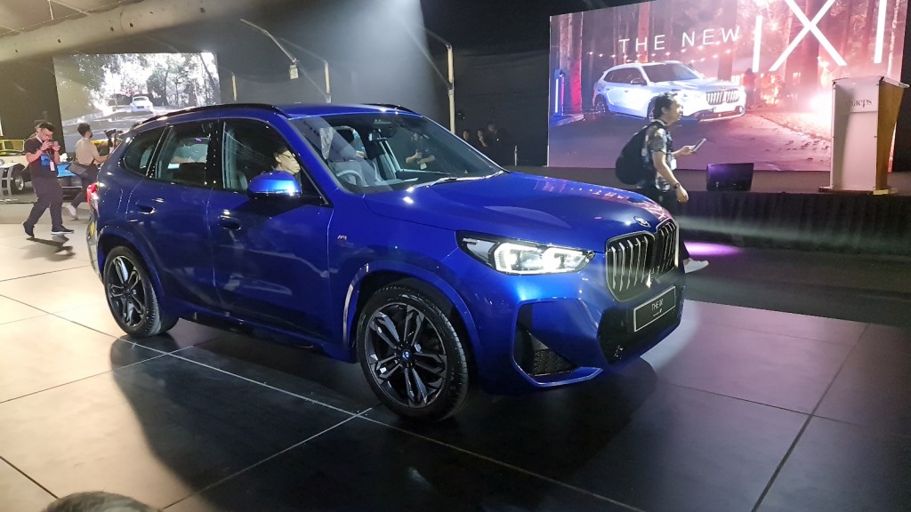 All-electric BMW iX1 launches at RM285,800 | CarSifu