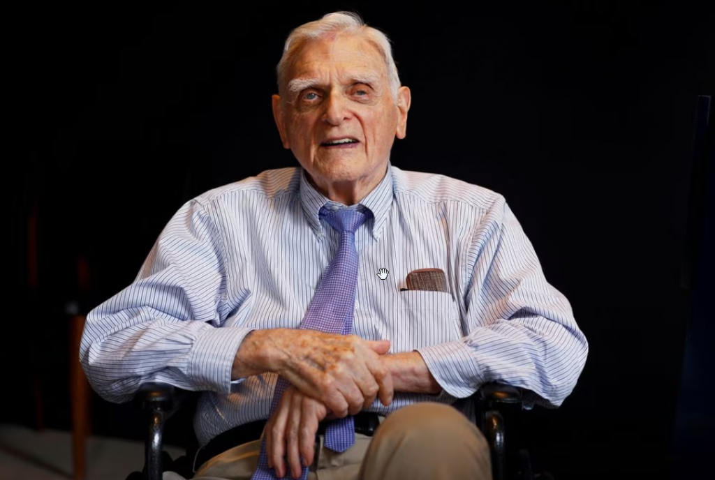 John Goodenough, Nobel laureate and battery pioneer, dies at 100 | CarSifu