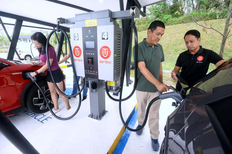 News: Selangor to have 1,000 EV charging stations by end 2023 | CarSifu