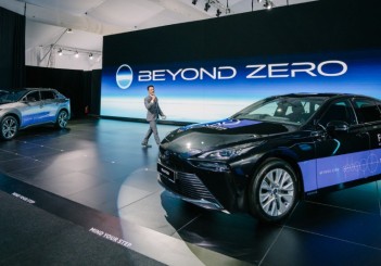 Toyota Hilux for Australia gets new look and 48-volt tech | CarSifu